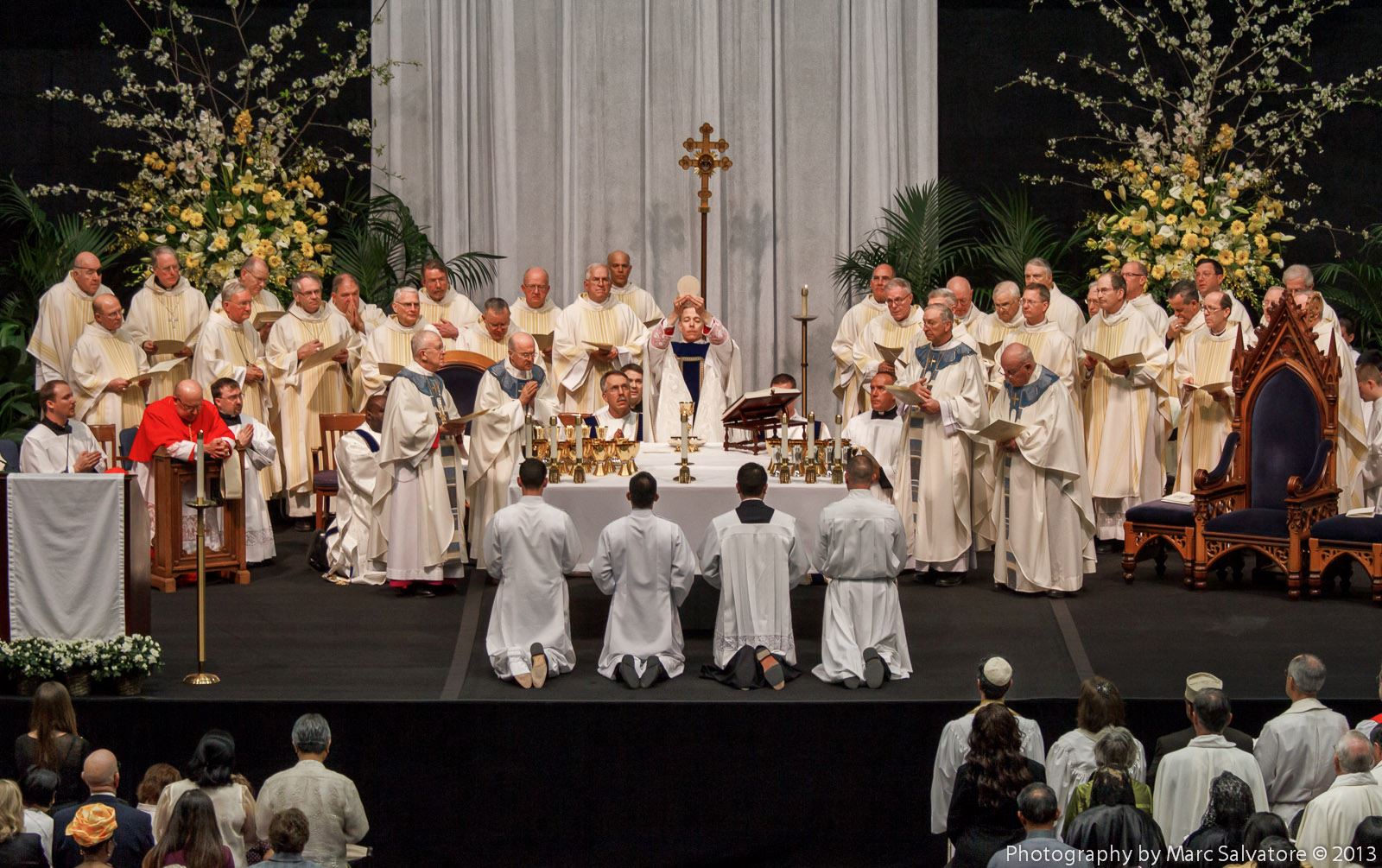 Philothea on Phire: Archbishop Sample Installation Mass Photos